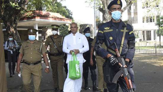 Ranjan brought to SC - Caption Story | Daily Mirror