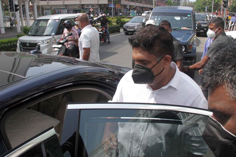 CID records statement from Nalin Bandara - Breaking News | Daily Mirror