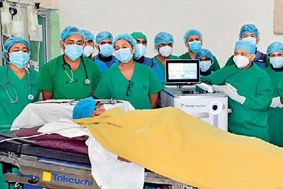 A record surgery on kidney stones sans full anaesthesia at Kalutara ...