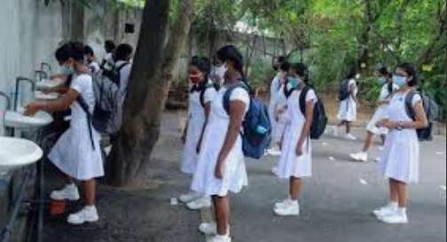 Schools to open on Monday with divided student groups - Latest News ...