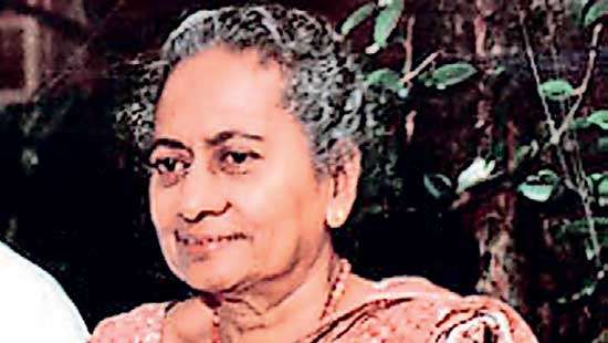 FIRST LADY BEYOND COMPARE - News Features | Daily Mirror