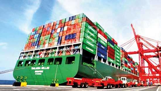 Transhipment container volumes at Colombo Port edge up in August ...