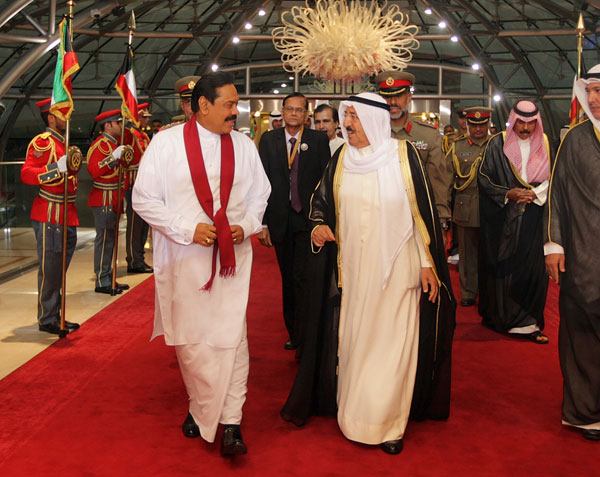 Kuwait welcomes President - Caption Story | Daily Mirror