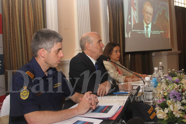 Operation Sovereign Borders - Caption Story | Daily Mirror