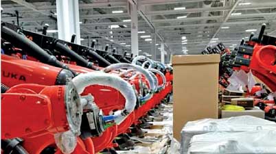 Elon Musk assembles his robot army - International | Daily Mirror