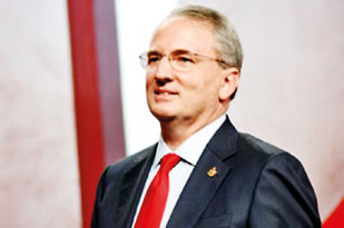 American Heart Association president suffers heart attack ...