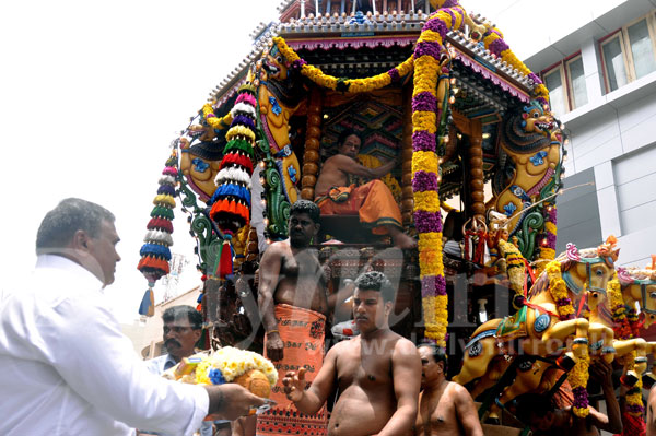 Annual Theru Festival - Caption Story | Daily Mirror