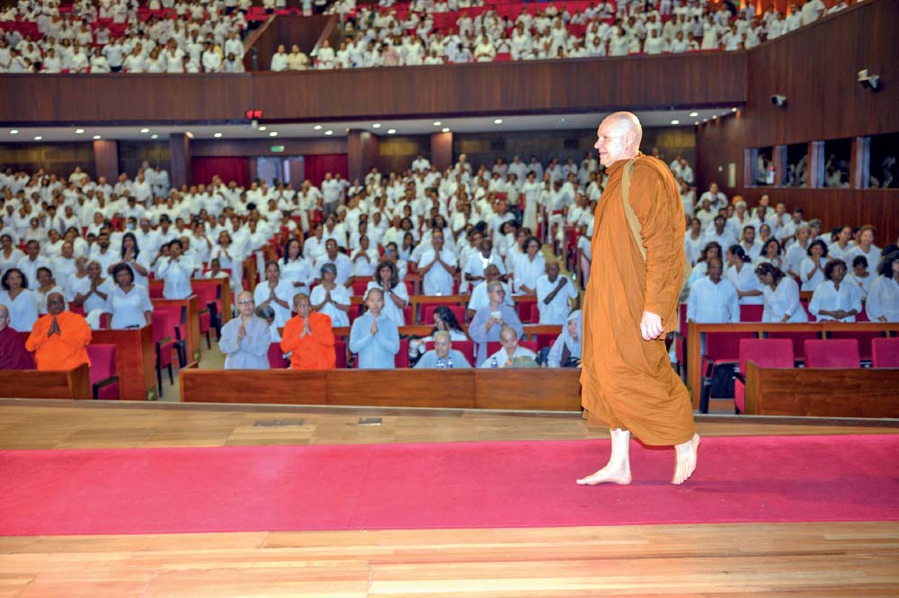 Ajahn Brahmali Thero reminds Sri Lankans to cultivate right view | Daily FT