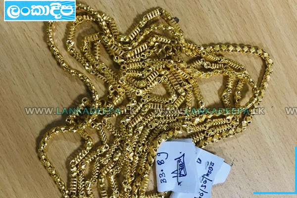 ගුවන්තොටින් මාල පන්නන්න හැදූ ඉන්දියානුවා අත්අඩංගුවට - Lankadeepa Online